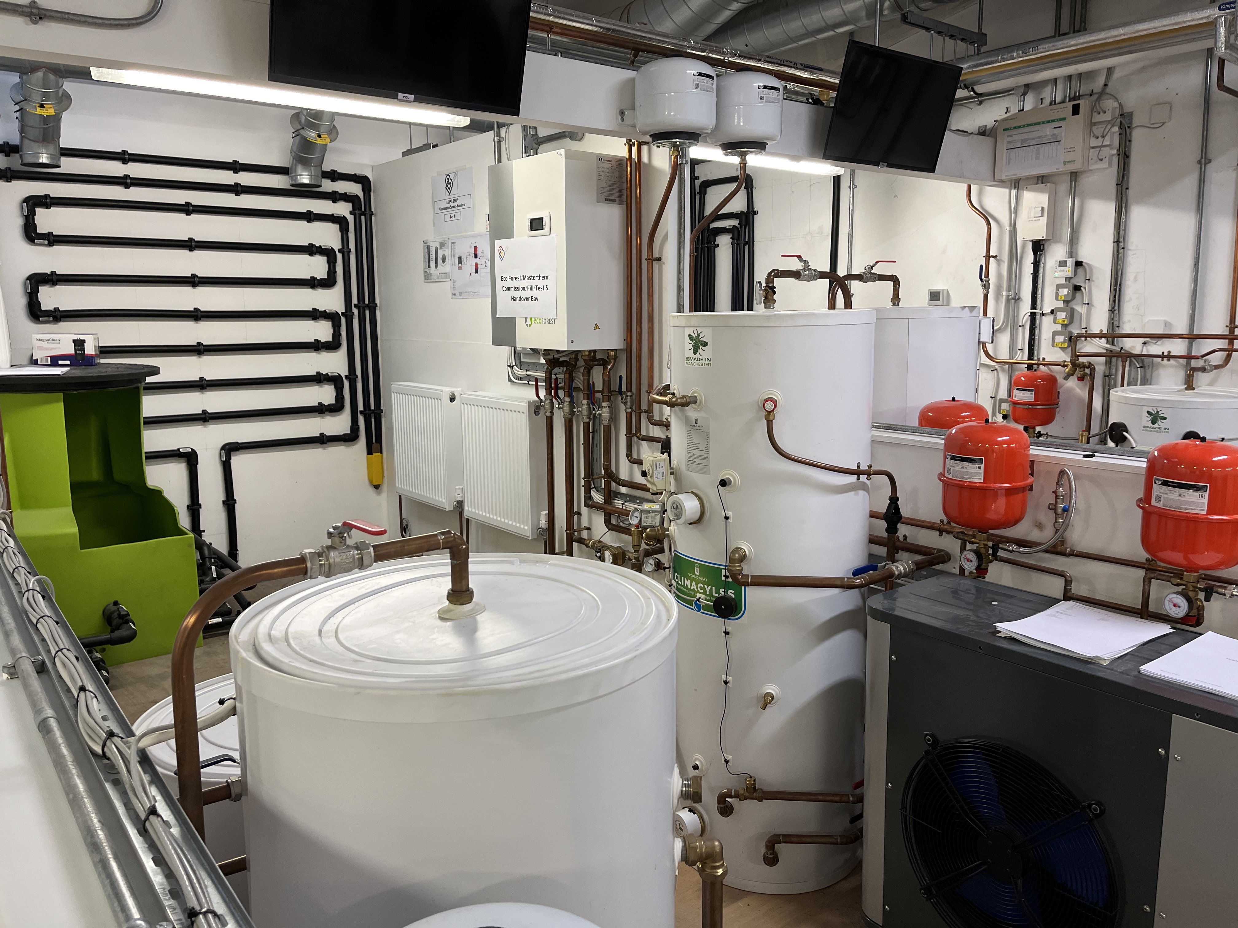 Hands-On Experience with ASHP and GSHP Systems – HallEdu